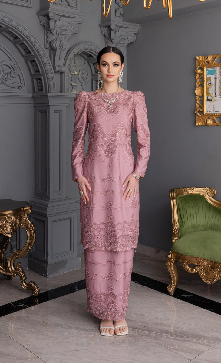 Debonair Kurung in Ash Rose – LARNEY