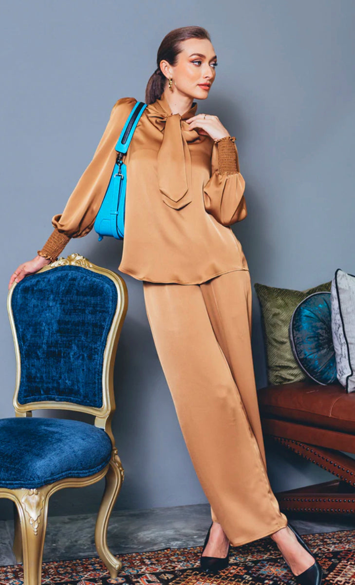 Marienne Pants in Amber Brown – LARNEY